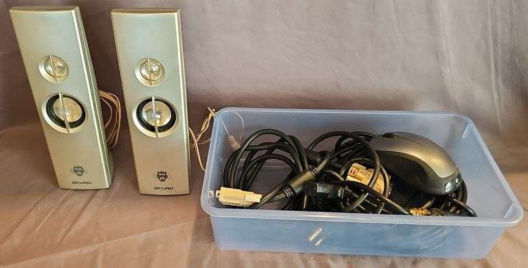 (2) Sicuro Speakers, Logitech Mouse 310, Cord Assortment - Metzger ...