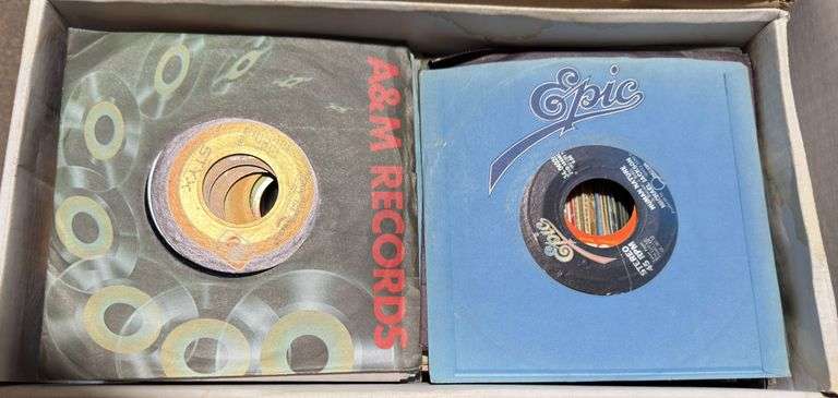 30+ 45 RPM Classic Pop/Rock Vinyl Records - The Beatles, Paul McCartney ...