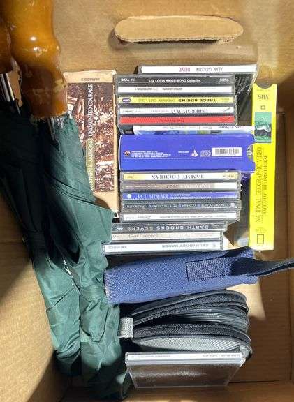 (2) Umbrellas, CDs Inc. Trace Adkins, Alan Jackson, Garth Brooks ...