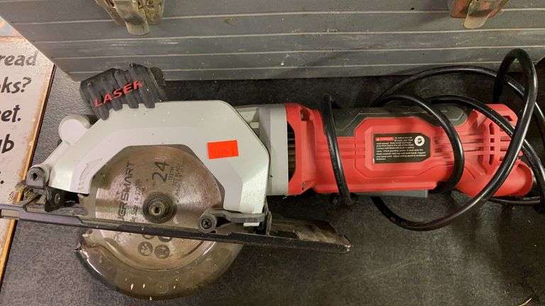 Laser Hand Saw w/ Powersmart blade - Metzger Property Services, LLC