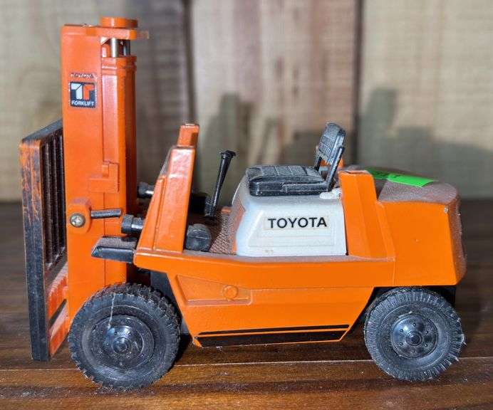 Wells Fargo Banks, Toy Toyota Forklift, Air Force Flag 60”X36”, Toy Gun ...