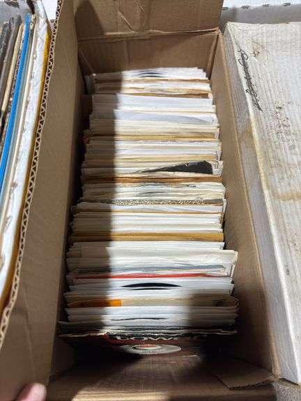 30+ 45 RPM Vinyl Records - Candi Staton, Joe Williams, Gilbert Becaud ...