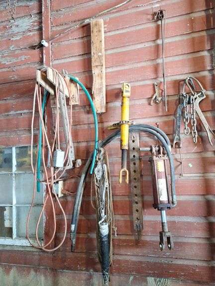 Cylinder, Top Link, Extension Cord, Contents on Wall - Metzger Property ...