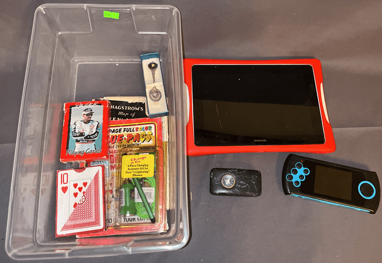 Dream tablet, handheld Genesis, game assortment - Metzger Property ...