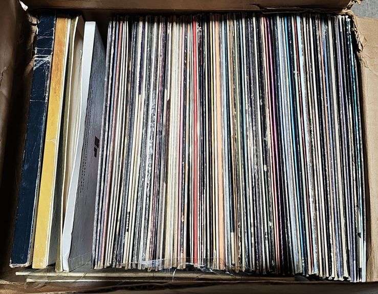 50+ Classic Country Vinyl Records Including Joe Stampley, Elton Britt ...