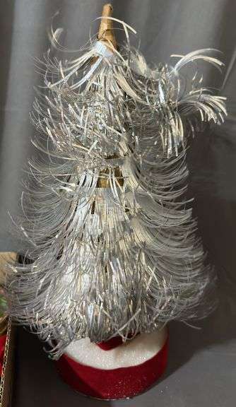 Christmas Decoration Assortment Inc. Ornaments, Tree & Tabletop ...