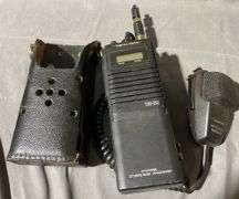 Realistic Scanner Pro 2028, Realistic Tre 221 Walkie Talkie with mic ...