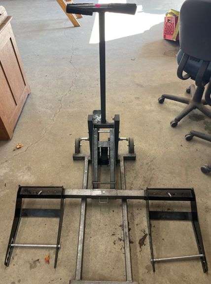 Pittsburgh Automotive 300 lb Capacity High Lift Riding Mower/ATV Jack ...