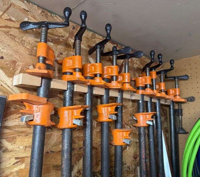 Pipe Clamps with Steel Pipes and Empire Level - Metzger Property ...