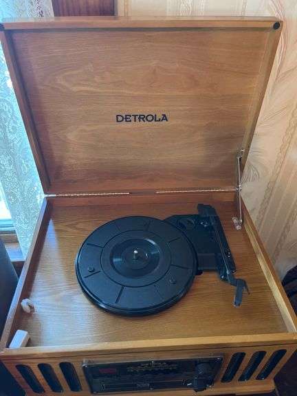 Detrola Turntable and AM/FM Radio Console with Cassette and CD Player ...