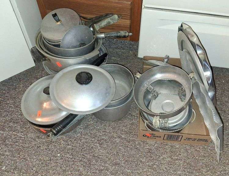 Aluminum Cookware and Serving Pieces with Brand Markings Inc. Sauce ...