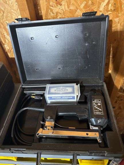 Crain #615 Pro Stapler with Case and Staples - Metzger Property ...