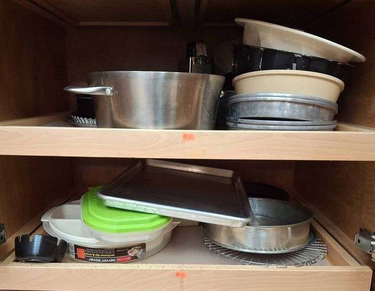 Baking and Cooking Pans with Various Materials and Designs Inc. Bundt ...