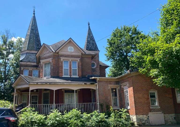 10.29.25 - ONLINE REAL ESTATE AUCTION - STATELY 2-STORY BRICK VICTORIAN ...