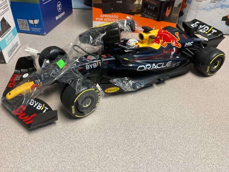 Red Bull Racing F1 Model Car with Bybit and Oracle Branding - Metzger ...