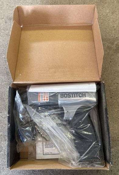Bostitch BTMT72394 Air Chisel Hammer with Accessories - Metzger ...