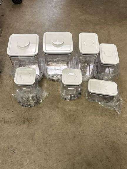 7 Piece POP Containers Assorted Sizes - Metzger Property Services, LLC
