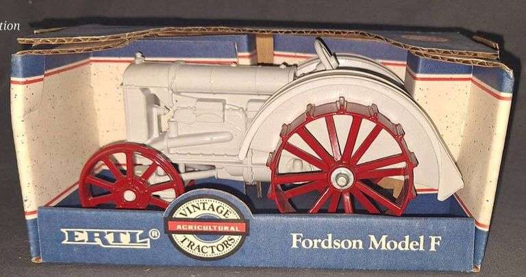 Ertl Fordson Model F Tractor 1/16 Scale Die-Cast Model in Original Box ...