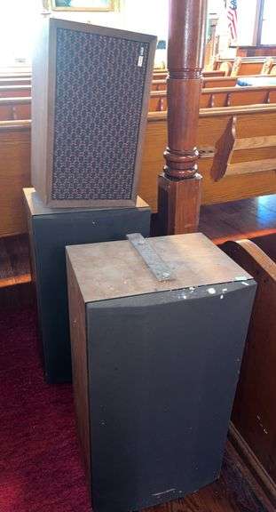 Realistic Speakers Including Optimus-50 and Acoustic Suspension Models ...