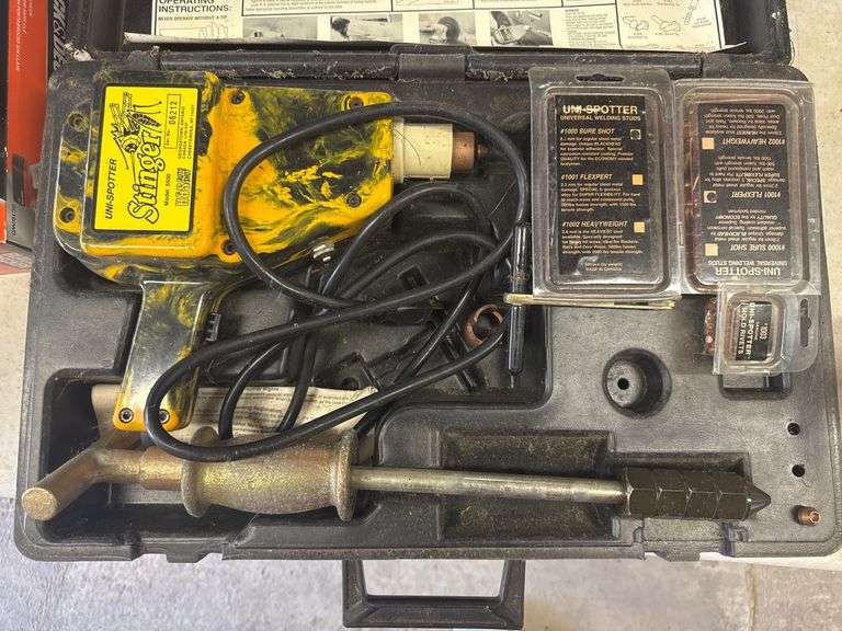 Uni-Spotter Stinger Model 5500 with Accessories in Carrying Case ...