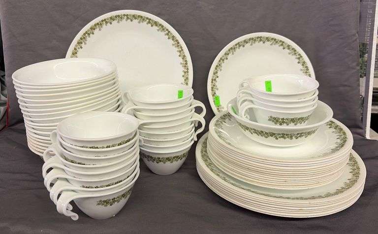 Corelle Livingware Dinnerware Collection in Green Ivy Pattern - Metzger ...