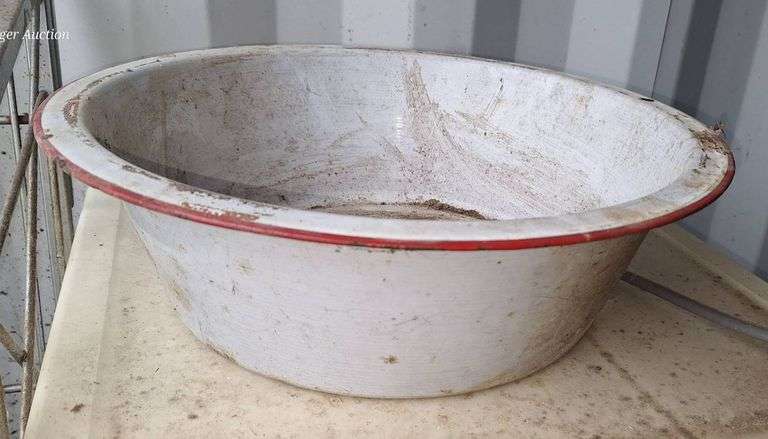 White Enamel Basin with Red Trim, 16x5in - Metzger Property Services, LLC
