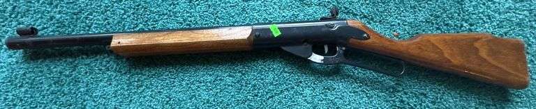 Daisy Model 94 Red Ryder Lever-Action BB Gun - Metzger Property ...