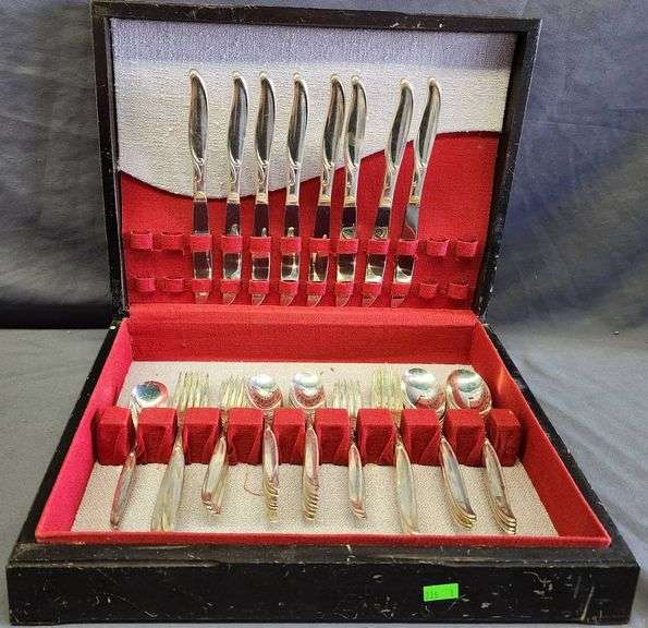 47-Piece The International Silver Co. Tarnish-Resisting Silverware Set ...