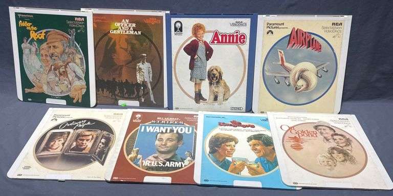 8 RCA SelectaVision VideoDiscs from 1981-1983 - Metzger Property ...