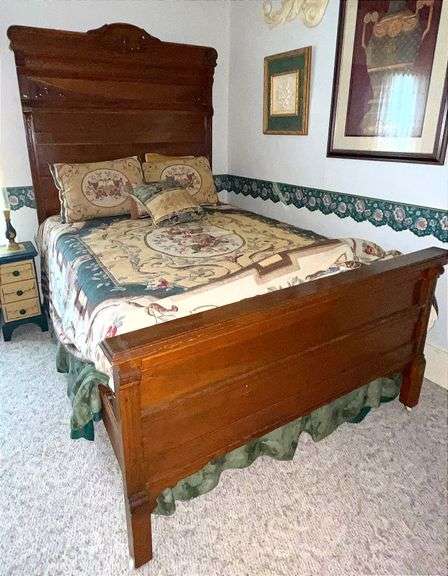 Carved Oak Full-Size Bed Frame with Headboard and Footboard, 52x84x78 ...