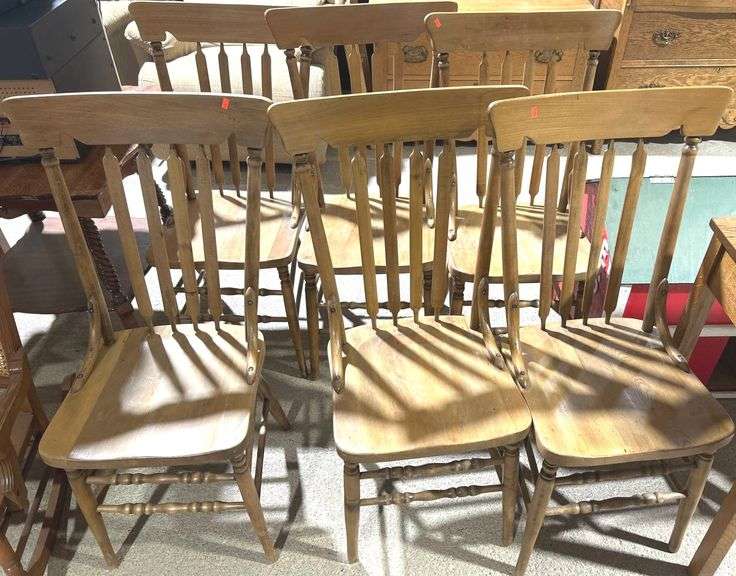 6 Spindle-Back Chairs with Shaped Top Rail and Turned Supports 15”x16 ...