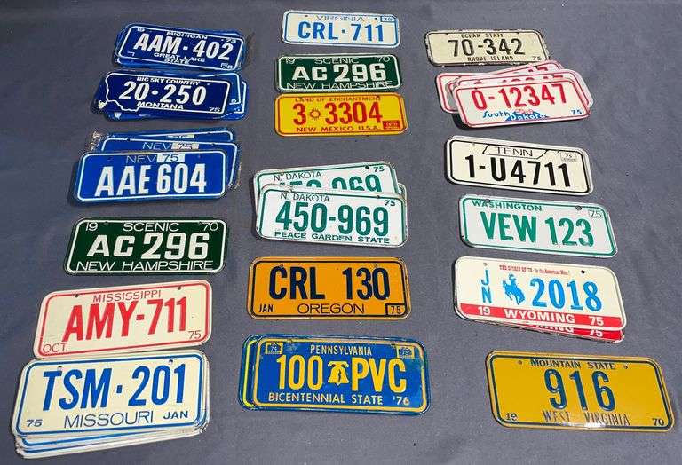 46 1975 Miniature License Plates From Various U.S. States - Metzger ...