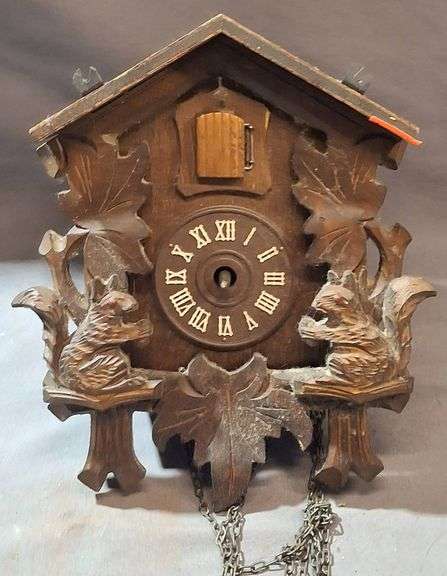Carved Cuckoo Clock with Roman Numeral Dial and Squirrel Motif 6″x5″x7 ...
