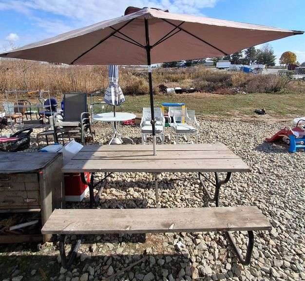 Outdoor Picnic Table with Integrated Bench Seating and Umbrella 72″x60 ...