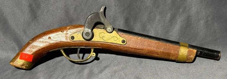 Flintlock-Style Toy Pistol Cap Gun with Metal and Brass Accents, 13.5 ...