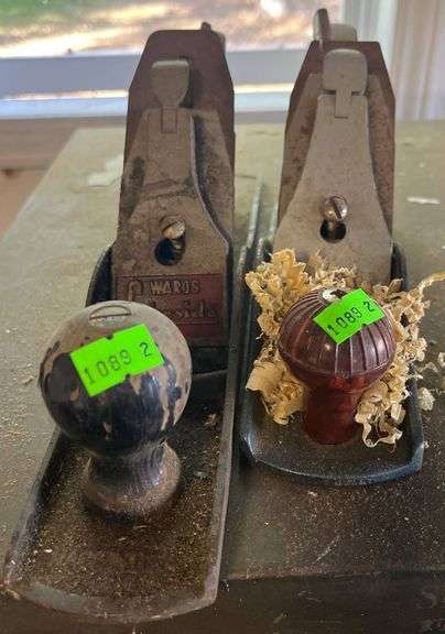 2 Hand Planes Inc. Wards Lakeside Plane - Metzger Property Services, LLC