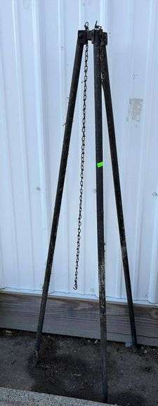 Metal Tripod with Chain - Metzger Property Services, LLC