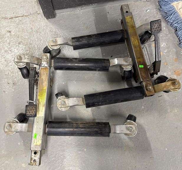 2 GoJak Stinger Easy Rollers, Model No. 1580, 1,500 lb Capacity Each ...