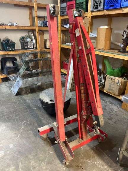 Red 2-Ton Folding Engine Hoist with 8-Ton Long Ram Jack - Metzger ...