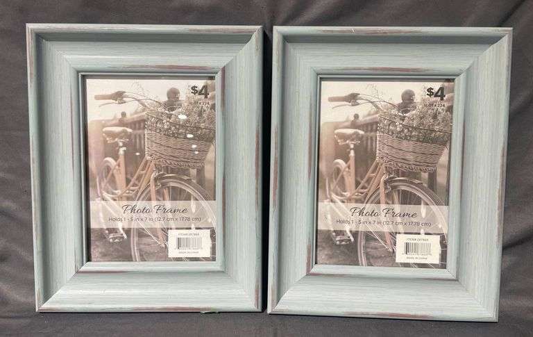 Light Blue Distressed Photo Frames, 5×7″ - Metzger Property Services, LLC