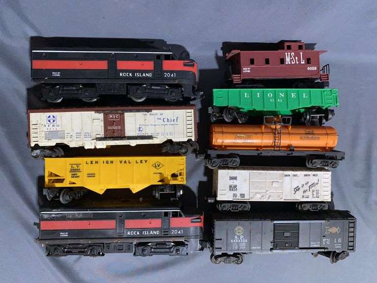 Lionel Model Railroad Cars Inc. Locomotive, Caboose, and Freight Cars ...