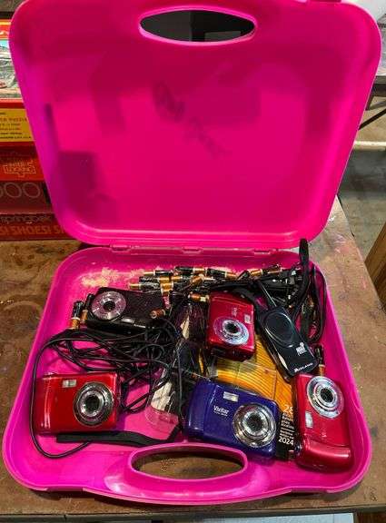 5 Compact Digital Cameras with Accessories in Pink Carrying Case ...
