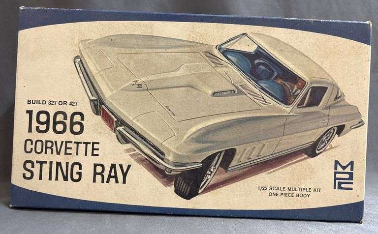 1966 Corvette Sting Ray 1/25 Scale Plastic Model Kit by MPC - Metzger ...