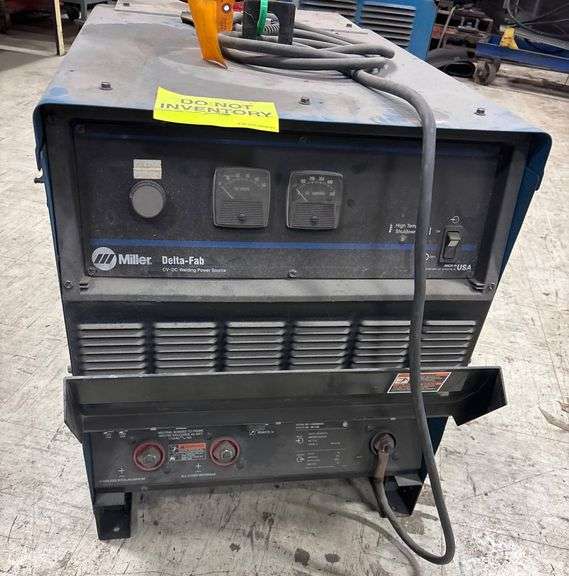 Miller Delta-Fab Welding Power Source with Cables - Metzger Property ...