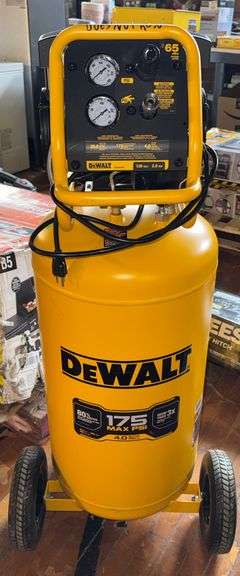 DeWalt DXCMAC260 Ultra-Quiet 27 Gallon Wheeled Portable Compressor ...