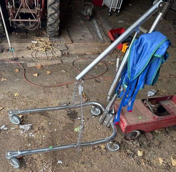 Invacare Model 9800 Hydraulic Patient Lift with 450 lb Capacity ...