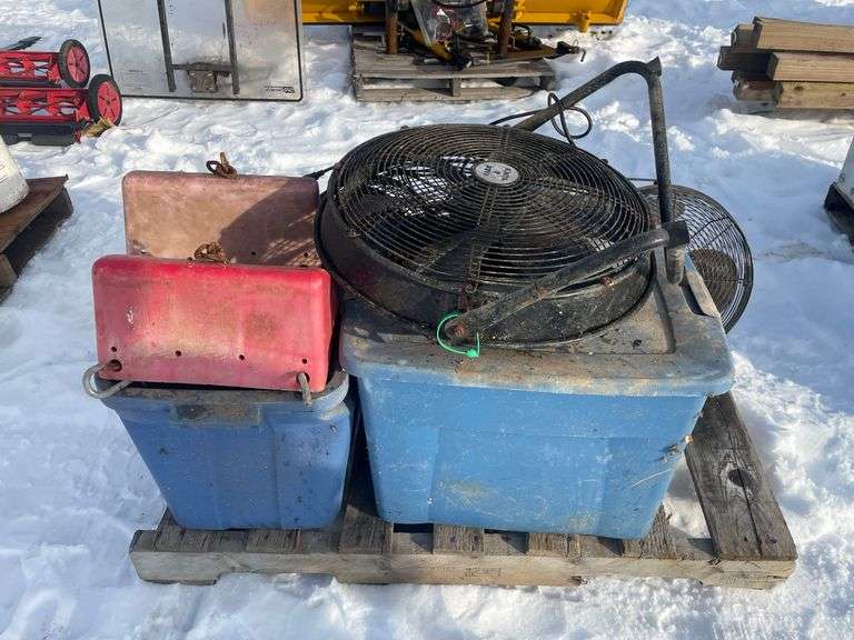 (Row D) Pallet of Fans and Misc Items - Metzger Property Services, LLC