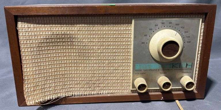 KLH Model Twenty-One FM Receiving System by KLH Research and ...