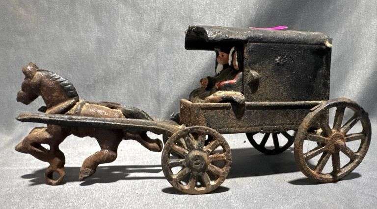 Cast Metal Horse-Drawn Carriage with Figures, 8”x4” - Metzger Property ...