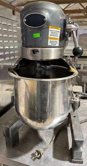 Avantco MX10 Commercial Planetary Mixer with Stainless Steel Bowl 25 ...